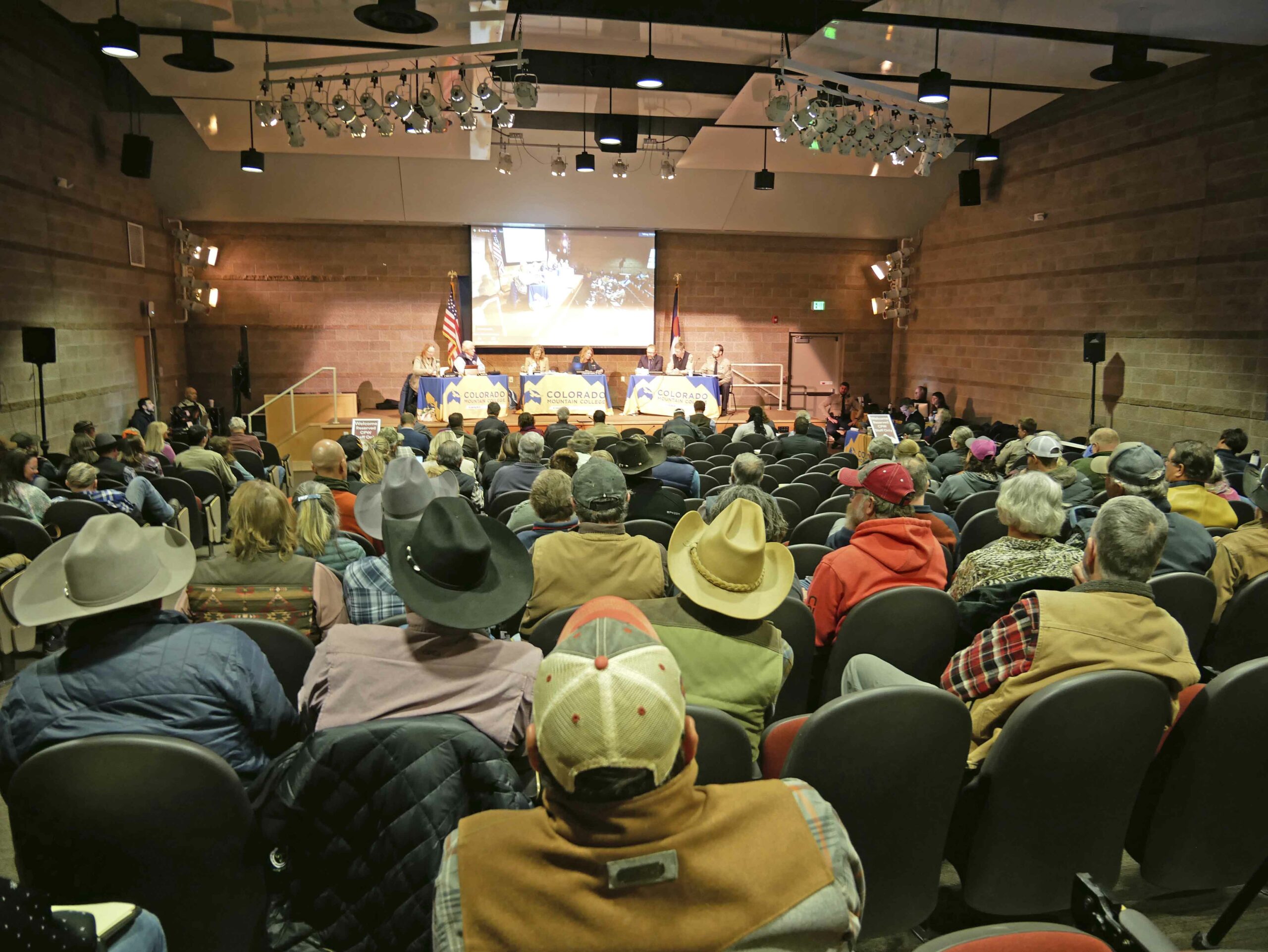 CPW hears feedback on wolves at meeting | The Herald Times | Serving ...