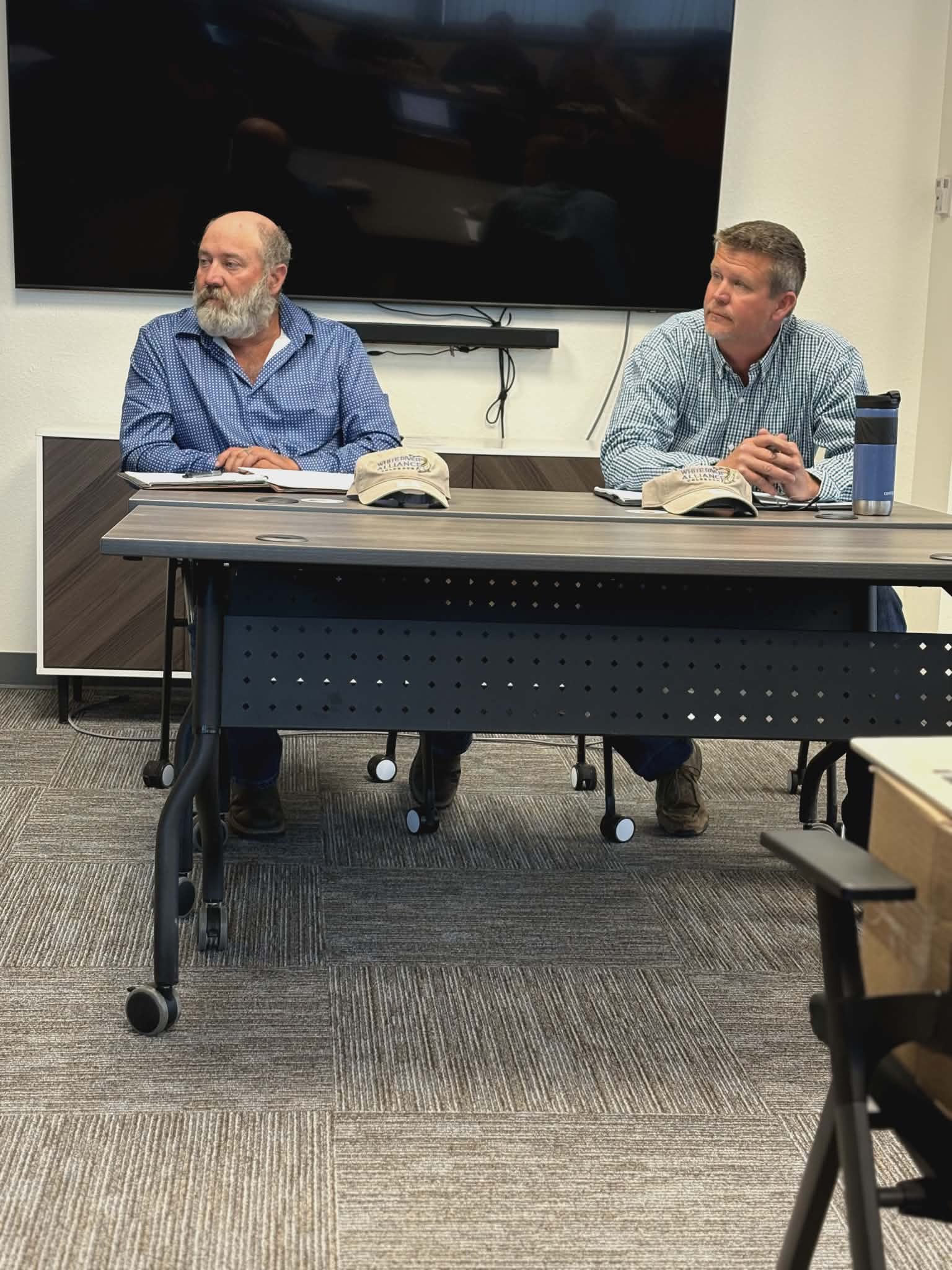 Commissioner candidates discuss water, growth at White River Alliance ...
